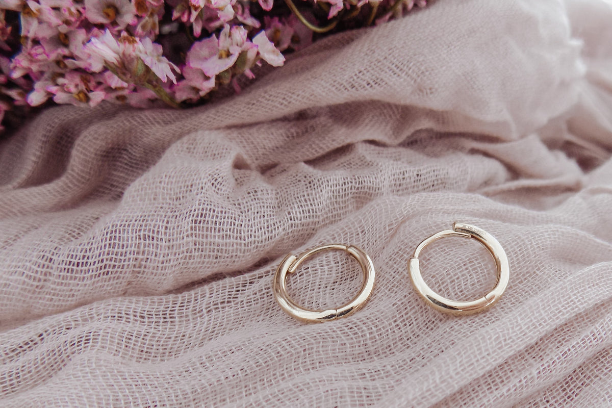 14KT SOLID GOLD – chip + chisel