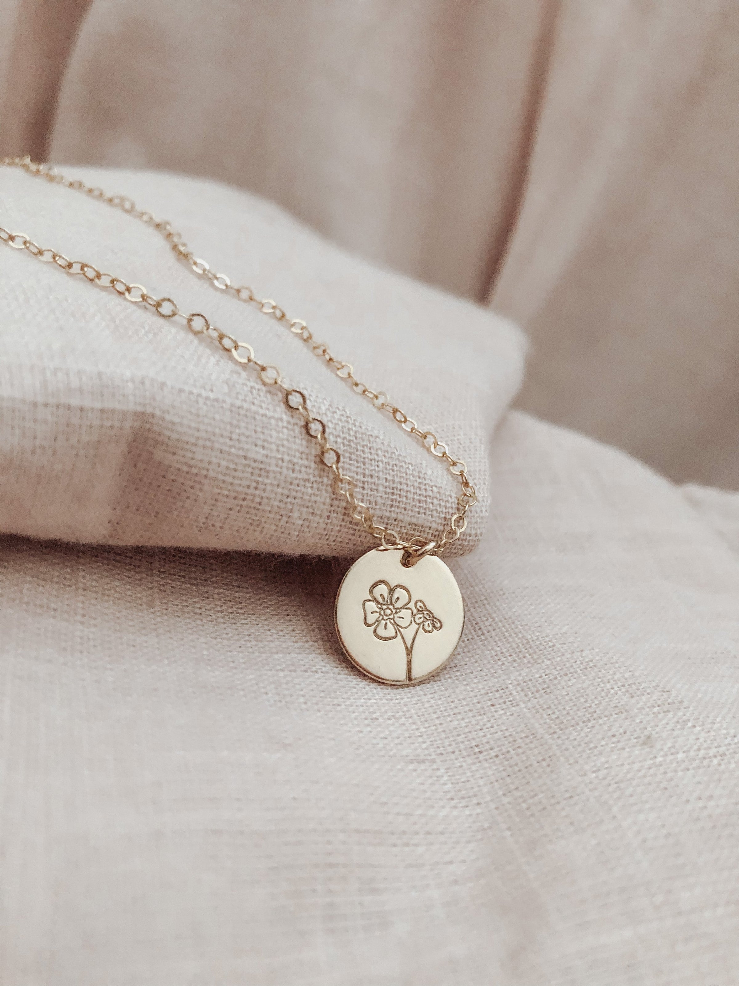 In Loving Memory Necklace - Forget Me Not & Baby's Breath – chip + chisel